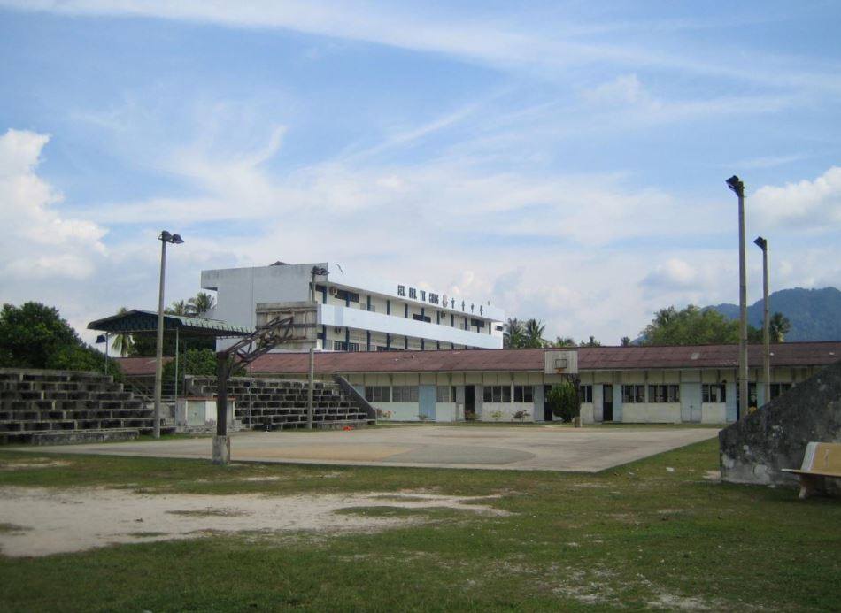 班台育青中学（Yik Ching High School） - 30网校
